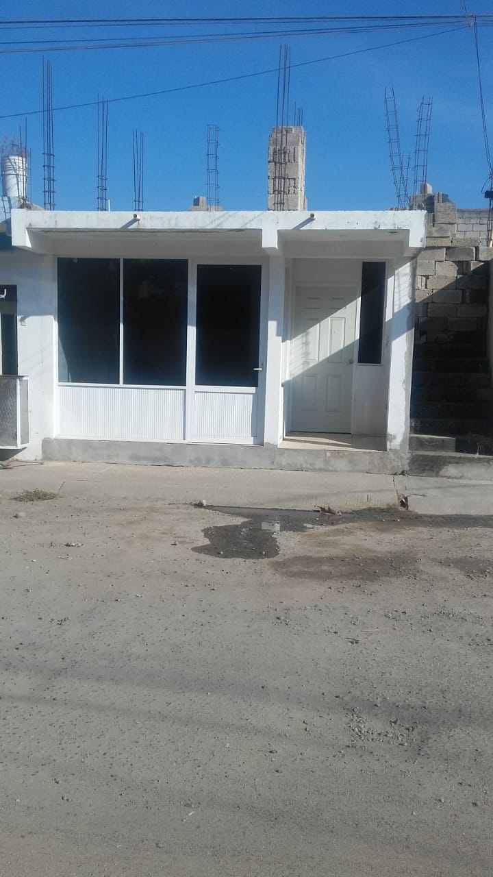 Mano a Mano - Se vende CASA