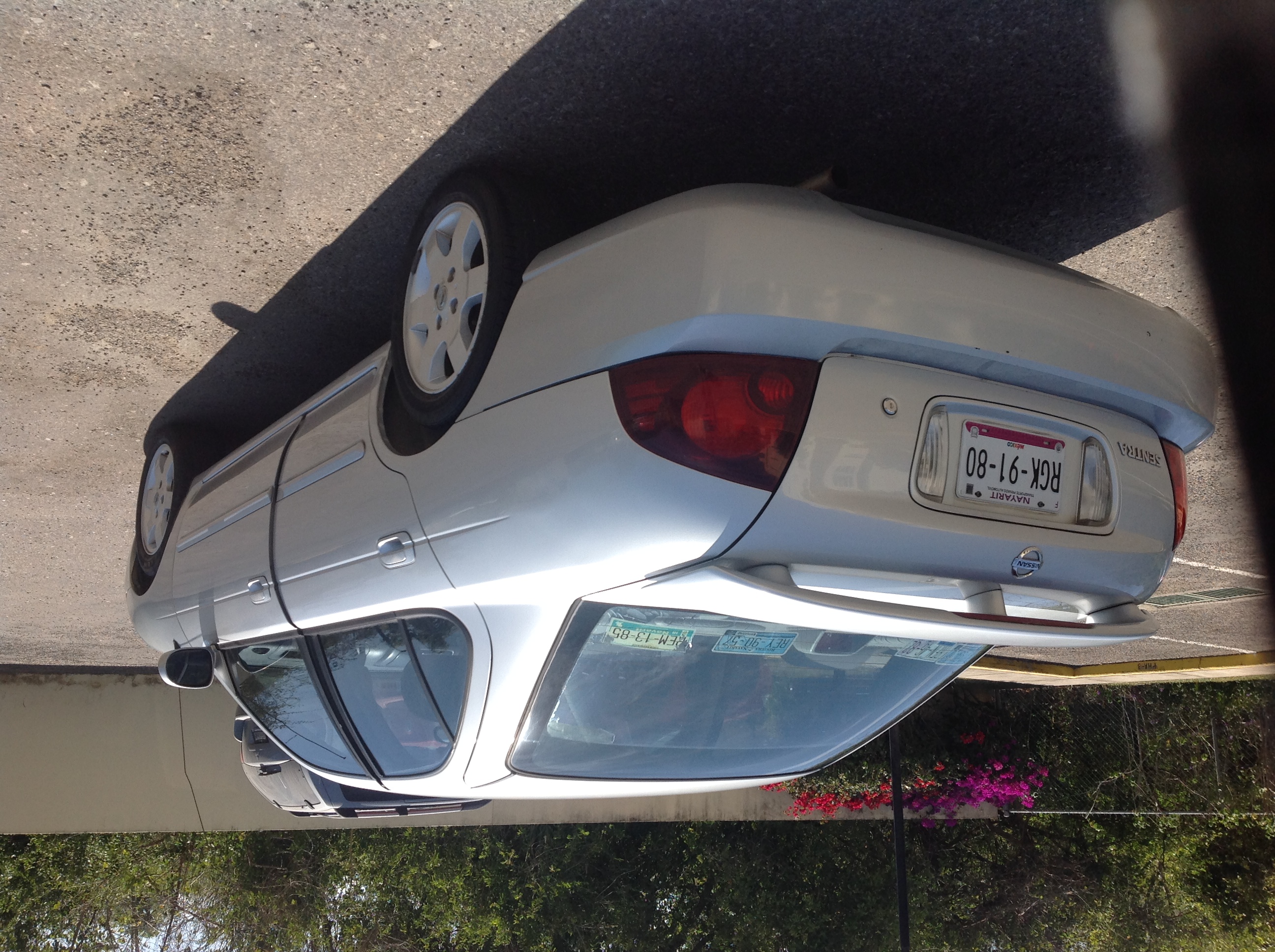 Mano a Mano - Nissan Sentra 2006