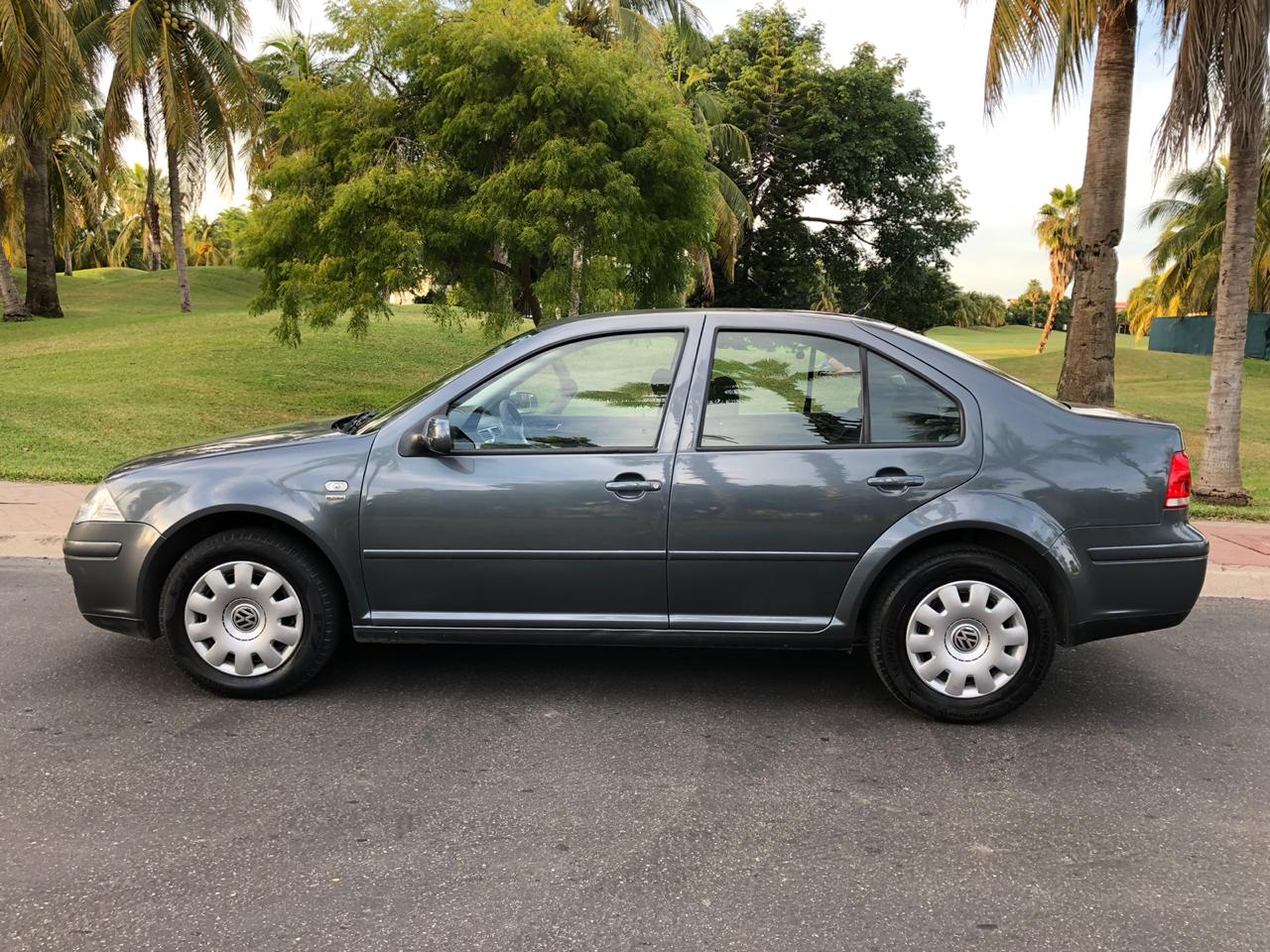 Mano a Mano - Jetta clasico CL 2011 manual, 80mil k. Unico dueno