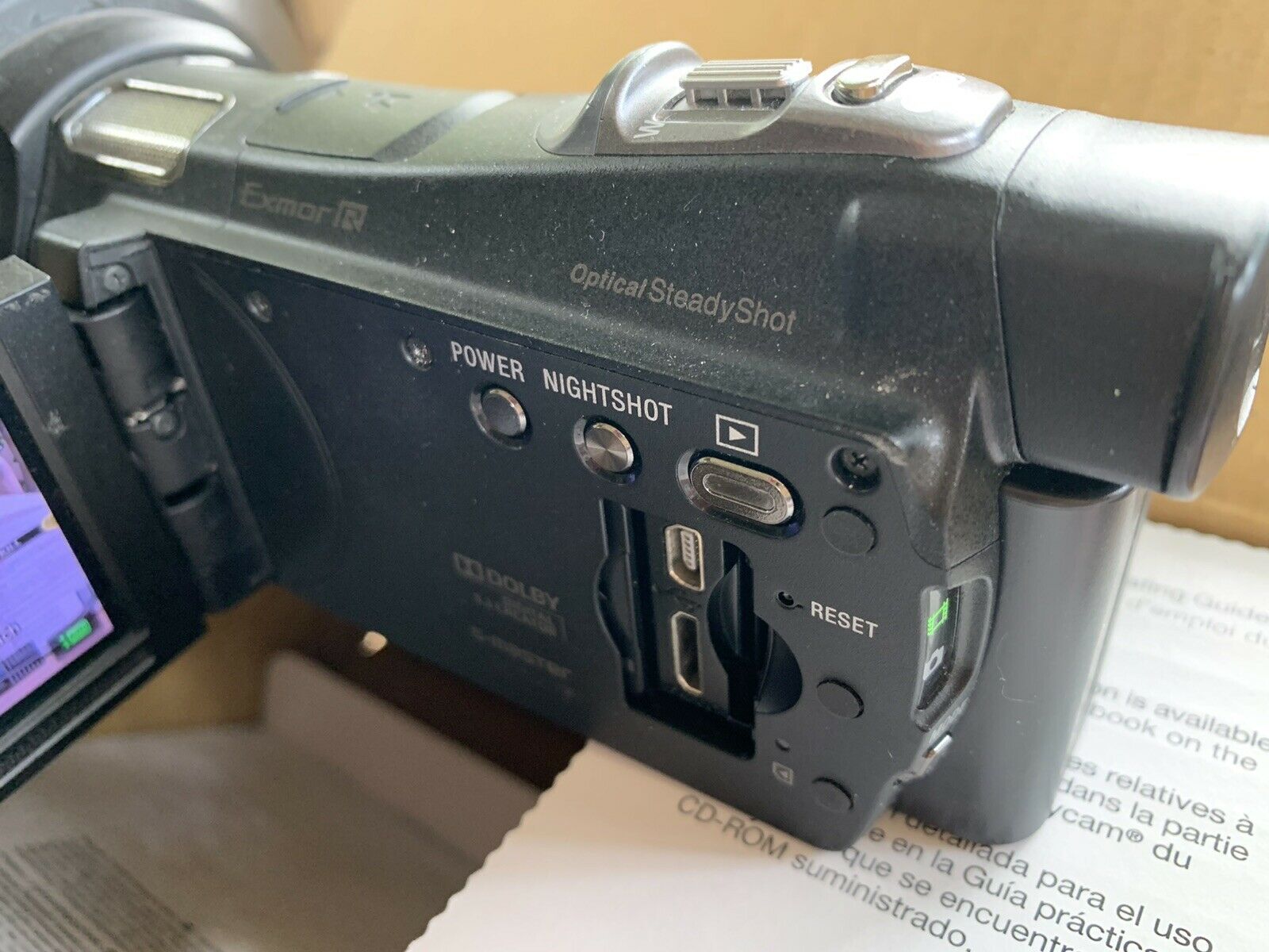 Mano a Mano - Sony CX700 High Definition Hard Drive & SD Card