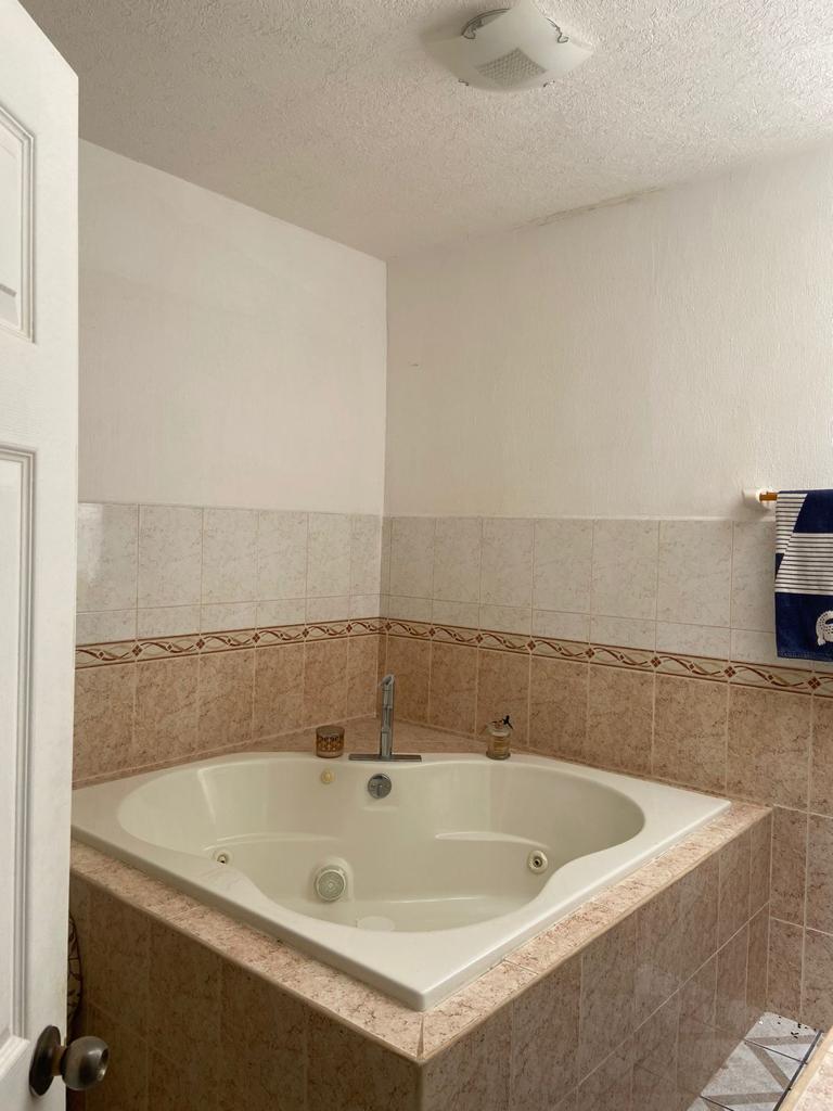 Mano a Mano - Casa 3 Recamaras 3 Baños completos y Jacuzy