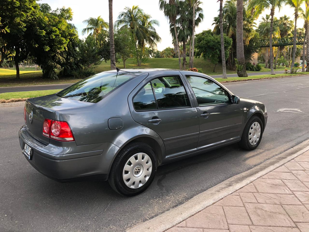 Mano a Mano - Jetta clasico CL 2011 manual, 80mil k. Unico dueno